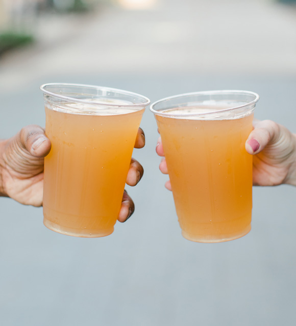 Touchless Taps - A Hands-Free and Completely Contactless Pouring Experience